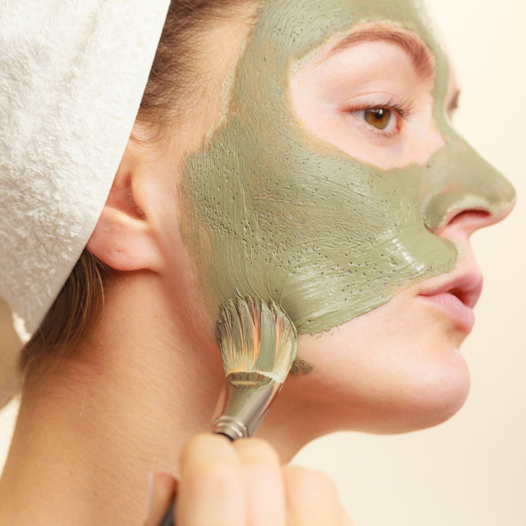 Bentonite Clay Mask Benefits When Used In Skin Care – Veenourish
